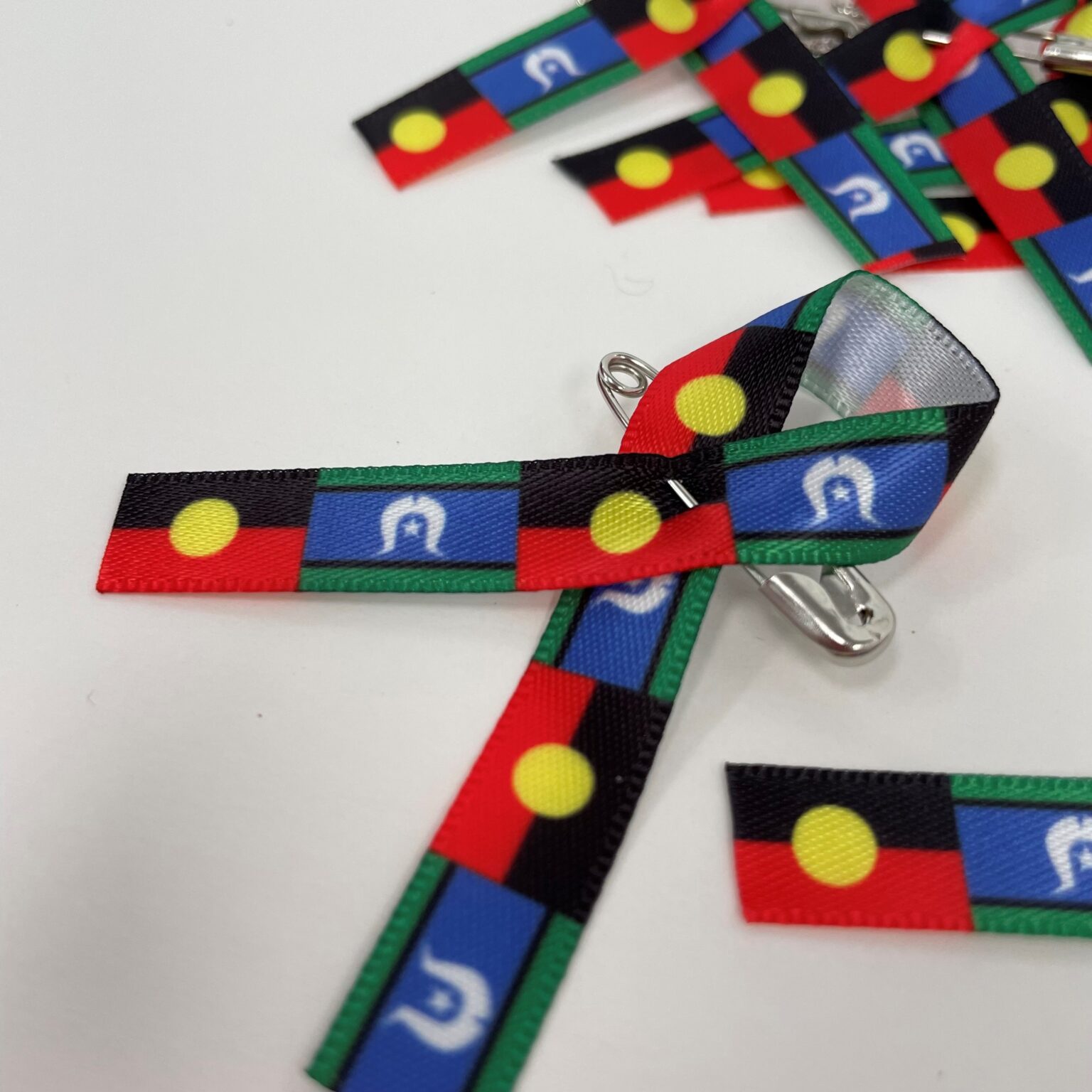 First Nations (NRW & NAIDOC) Awareness Ribbons (100 pack) - Australian ...